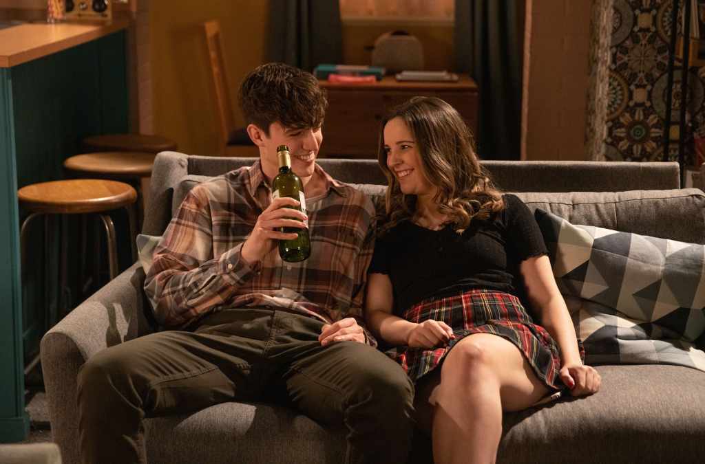 Coronation Street spoilers, pictures and cast list: Friday 3 March 2023 ...