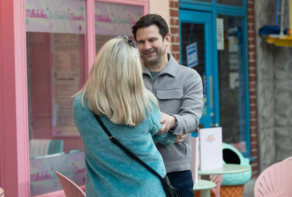 Coronation Street spoilers, pictures and cast list: Monday 17 April 2023