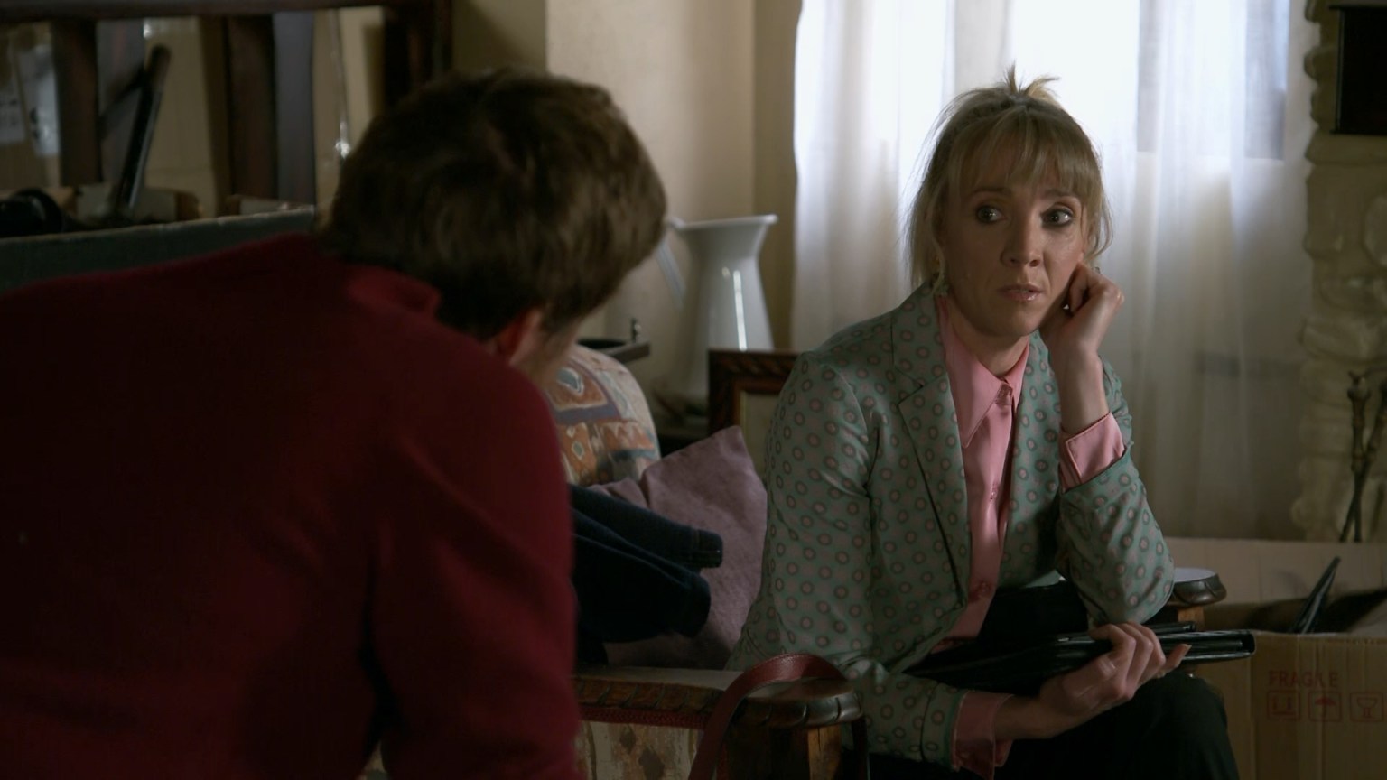 Pobol y Cwm spoilers, photos and cast news | Eastieoaks