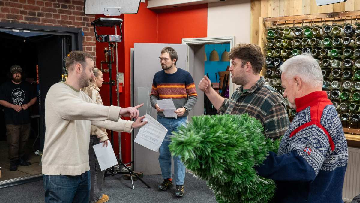 Rownd a Rownd spoilers, news and pictures from Glanrafon