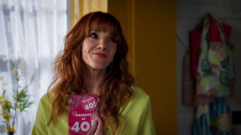 Pobol y Cwm spoilers, pictures and news